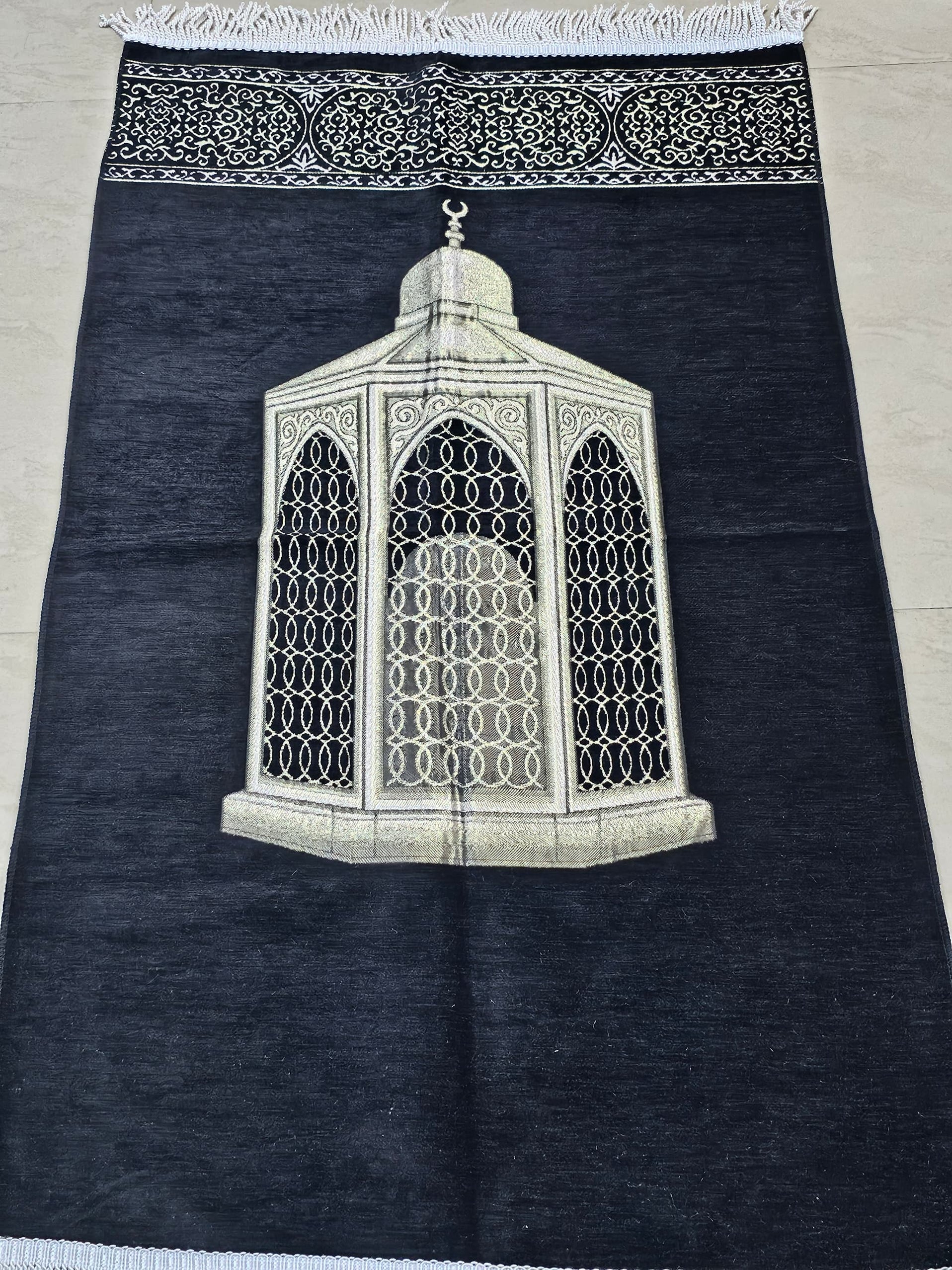 Premium Quality Prayer Mats in Nigeria - HadiyaSouq